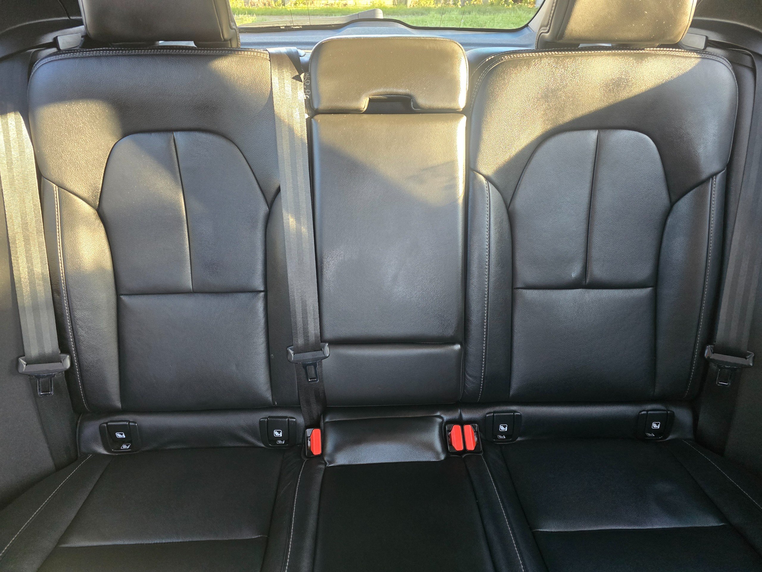 Used 2020 Volvo XC40 2.0 B4 MHEV Inscription Pro SUV 5dr Petrol Hybrid ...